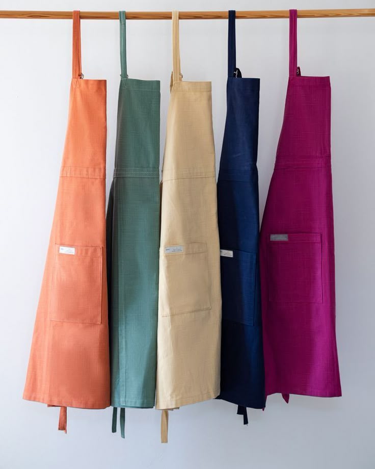How to Wash, Maintain & Store Your Apron the Right Way – Ruvanti